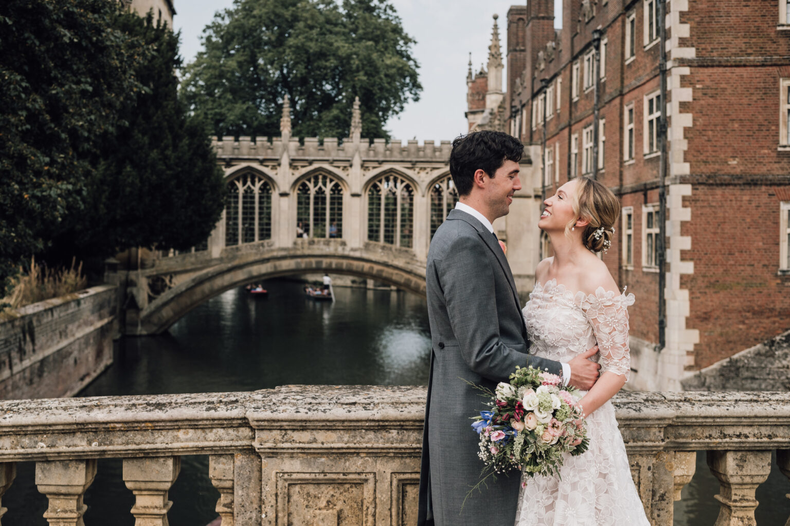 1 Cambridge University Wedding at St John's & Madingley Hall